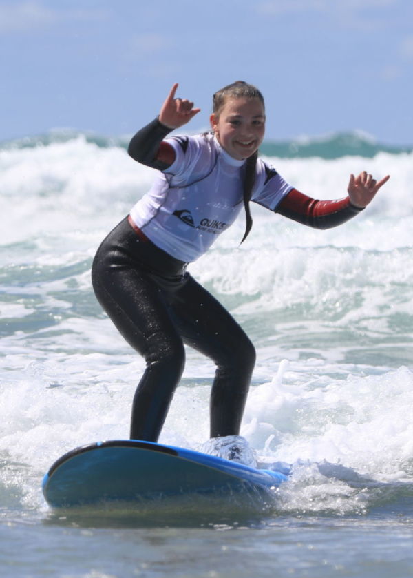 Beginner Surf Lessons Newquay : Quiksilver Surf School Newquay